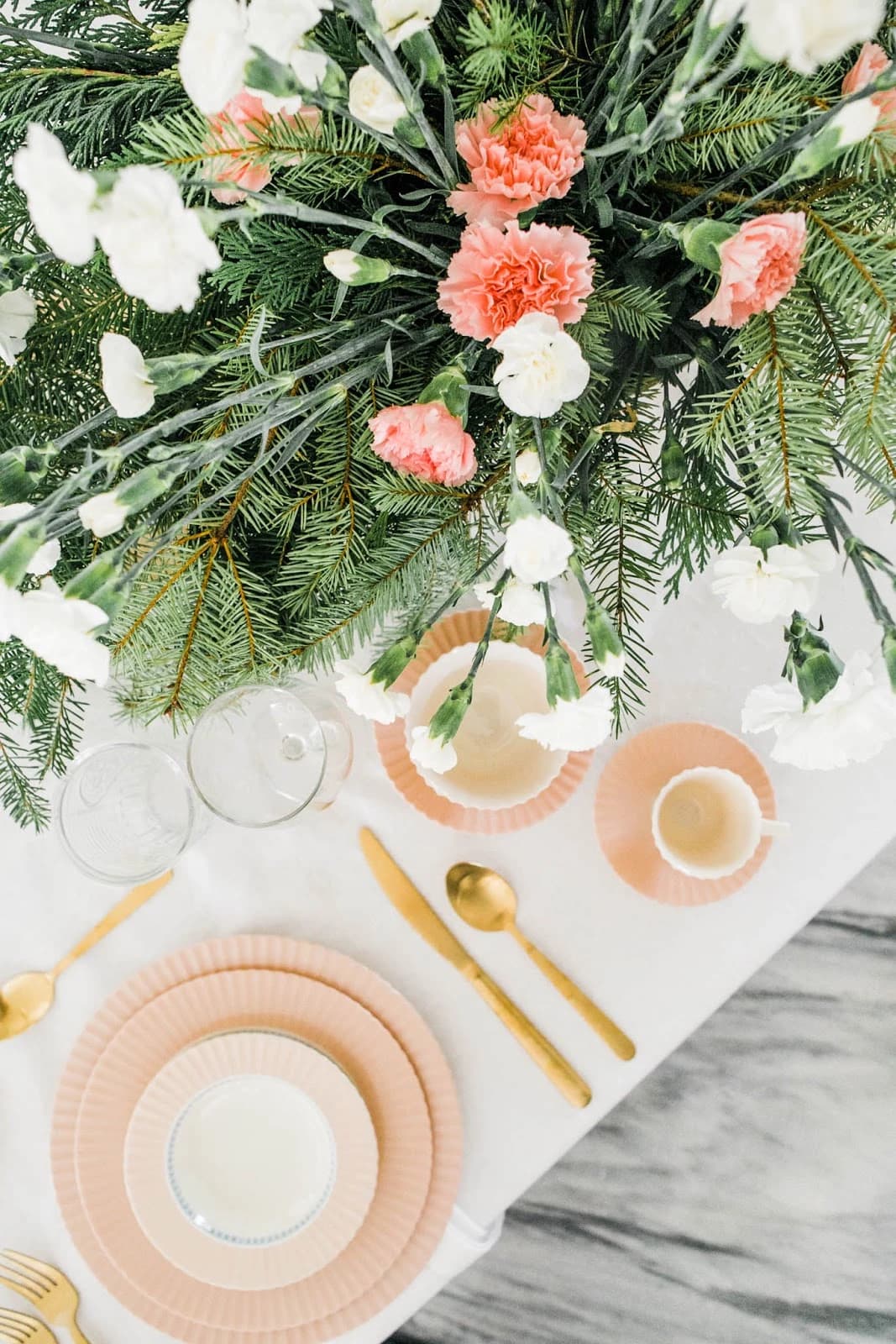 Design A Stunning Tablescape In 4 Steps | Nook & Find